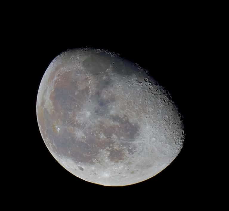 How To Stack Images of The Moon (and Planets)