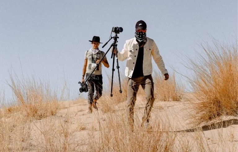 Aluminum Vs Carbon Fiber Tripod: What's The Difference? Aluminum Vs Carbon Fiber Tripod: What's The Difference?